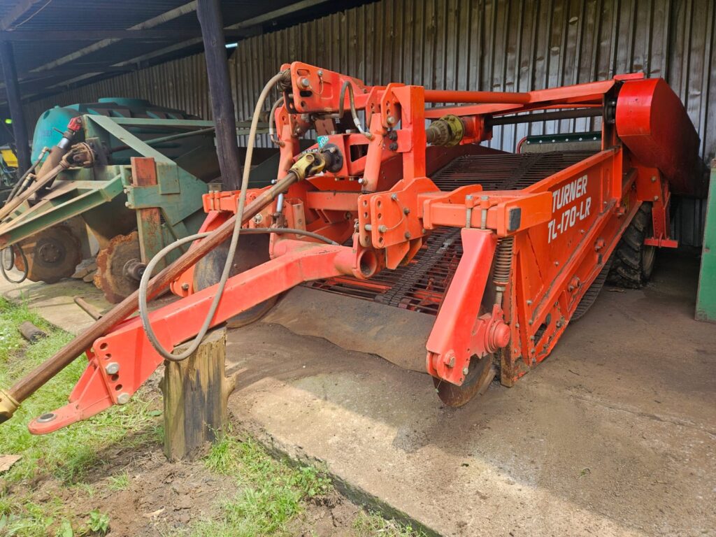 Turner TI 170 3 Piont and Draw Bar Potato Lifter R390 000.00 +VAT ONCO ...